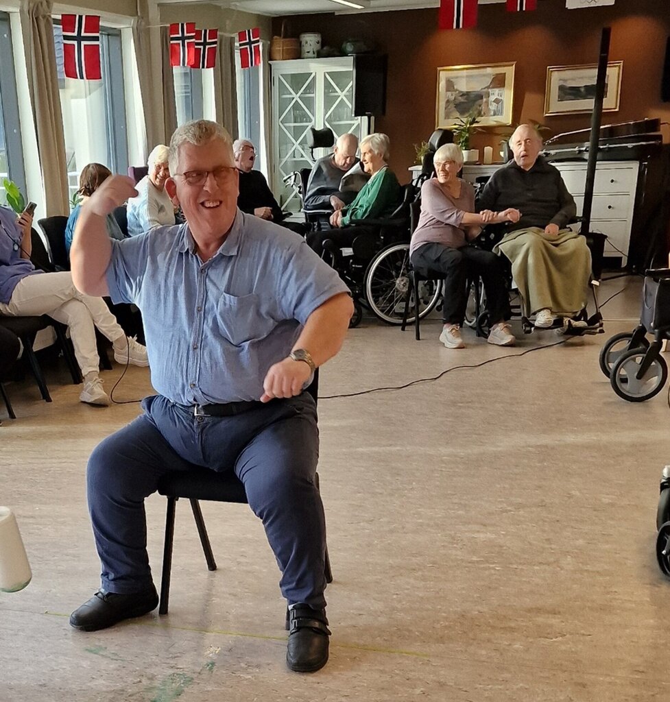 Arrangerte innendørs vinter-OL på sykehjemmet: – Jeg tror vi alle ...